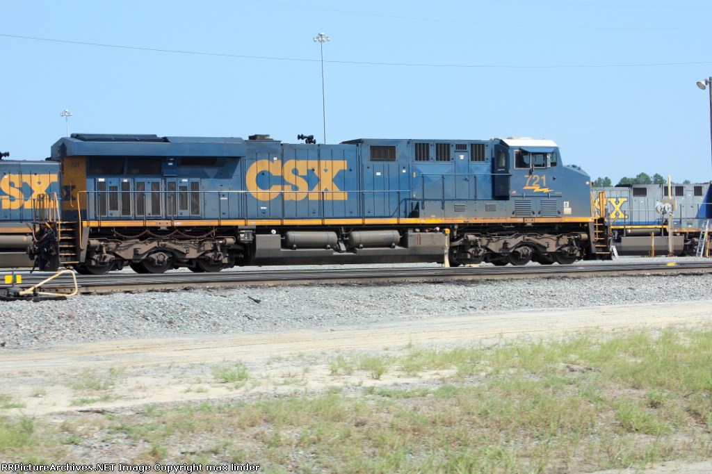 CSX 721